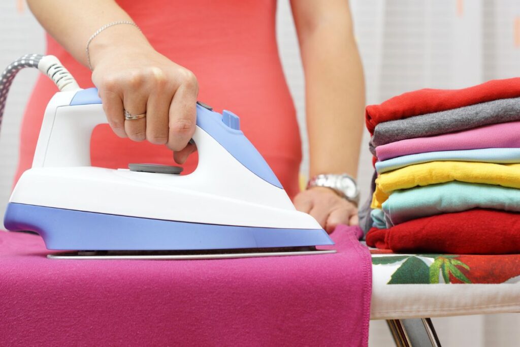 Stretch Polyester Fabric: Effective Step-by-Step Guide