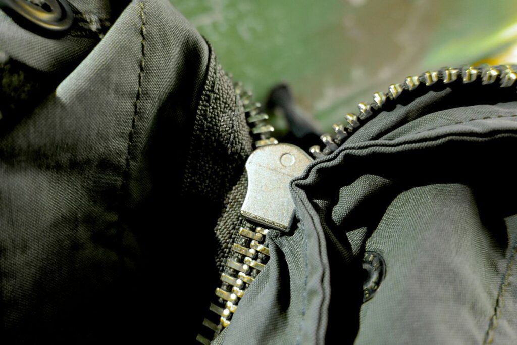 Repairing a Zipper: DIY Guide for Quick Fixes
