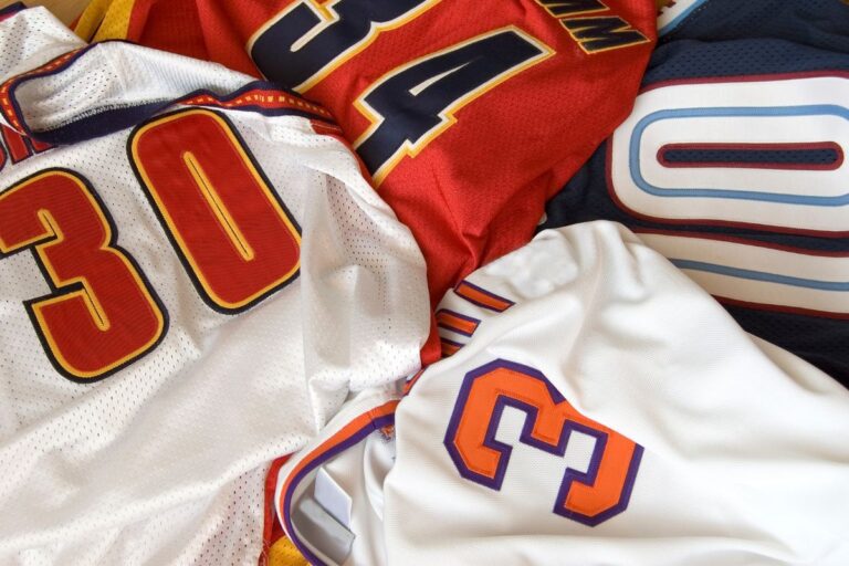 Baseball Uniform Color Schemes: Trends and Team Identities