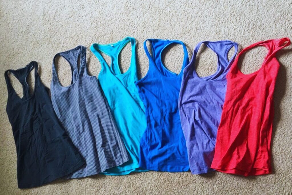 What is a Racerback Tank Top: Defining Style and Comfort