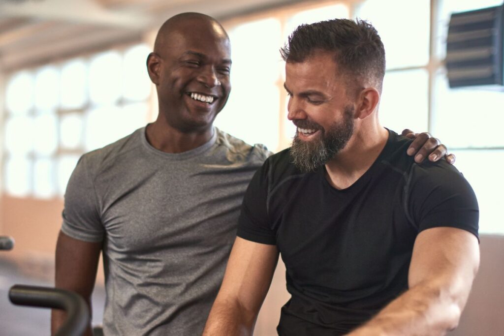 What is a Modern Fit T-Shirt: Defining Style and Comfort in Fashion