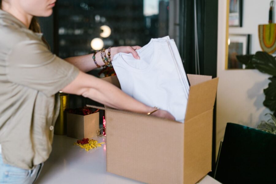 Swagify's Guide: Shipping Costs for Shirts Made Easy