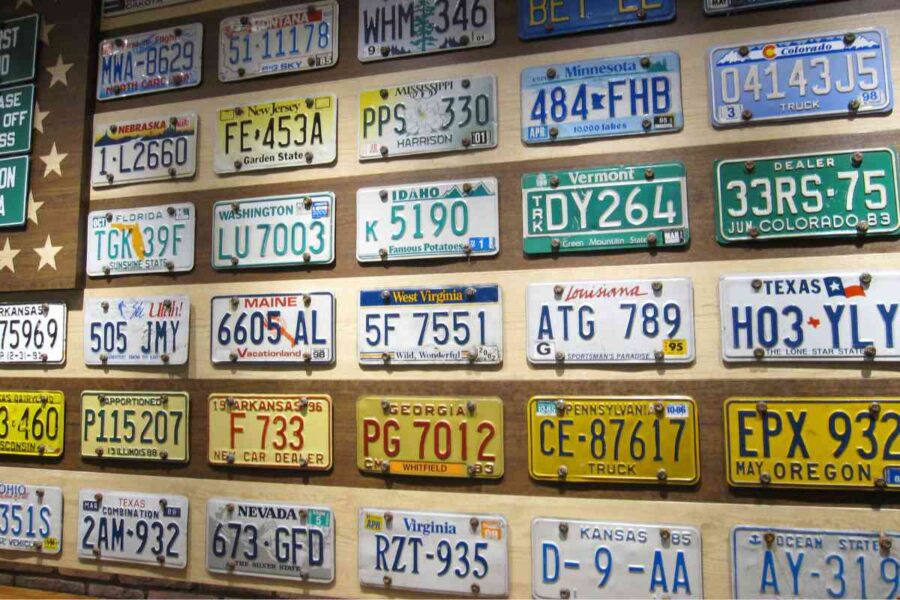 The Ultimate Guide to Choosing Custom License Plates: Personalization ...