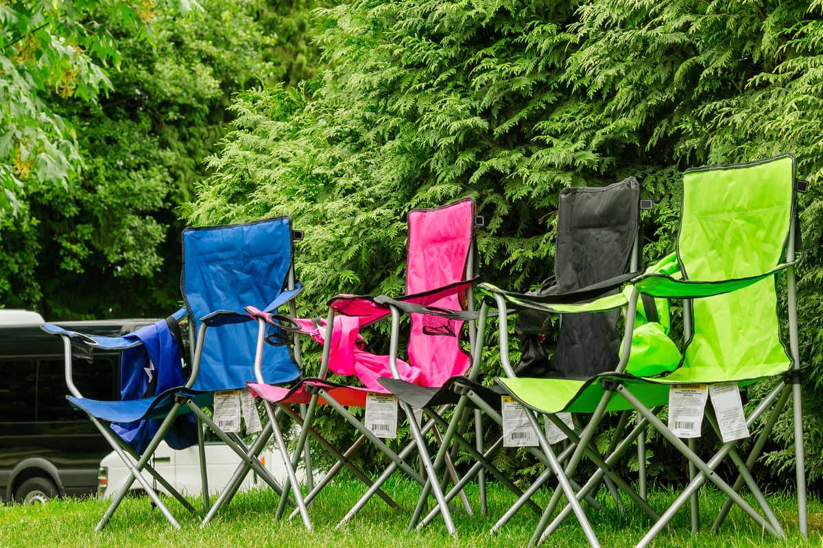 The Ultimate Guide to Choosing Custom Portable & Foldable Chairs for ...
