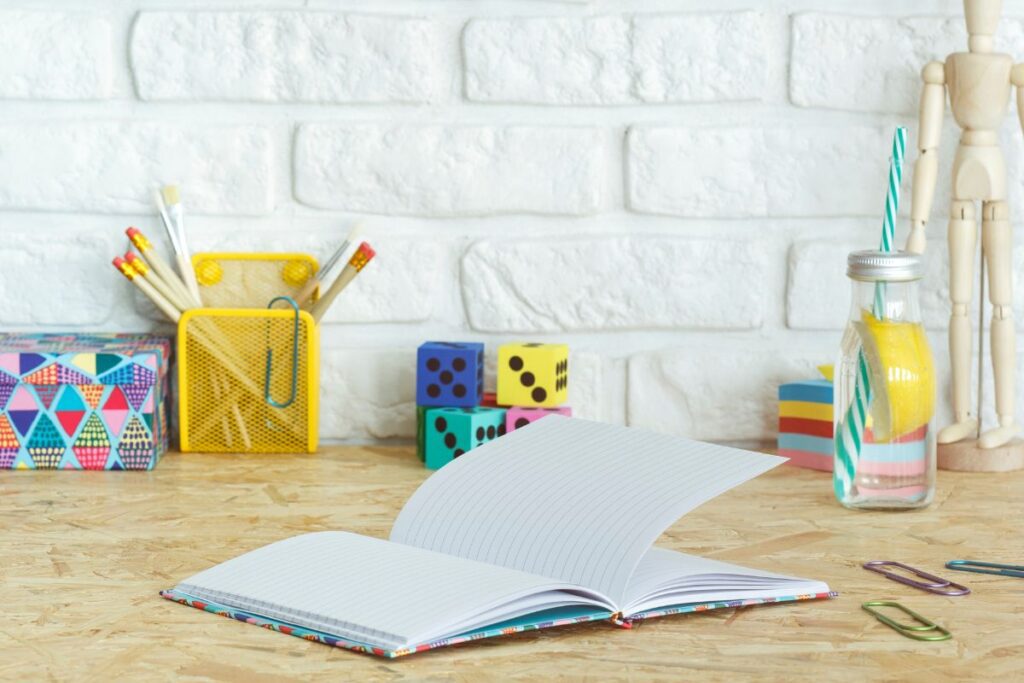 The Ultimate Guide to Choosing Custom Desk Accessories